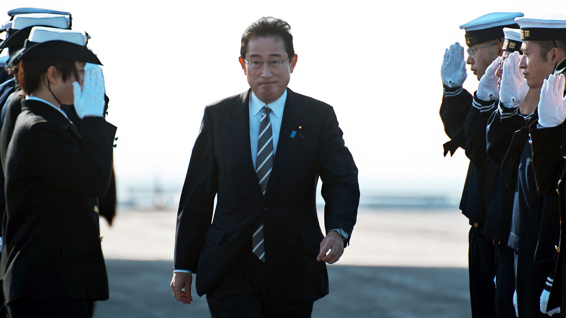 Asger Røjle Christensen i ny serie: Verden set fra Tokyo « RÆSON